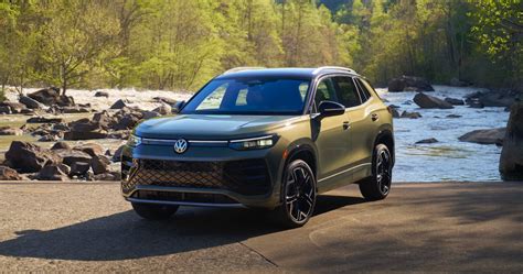 2026 Volkswagen Tiguan Sel R Line Turbo Adds More Power The Torque Report