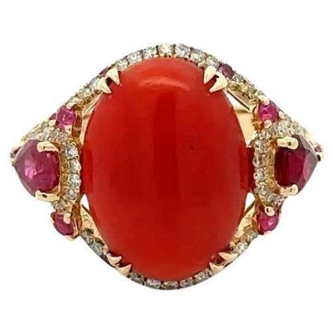 Vintage Star Pattern Custom Calibre Ruby Striking Gold Ring For Sale At