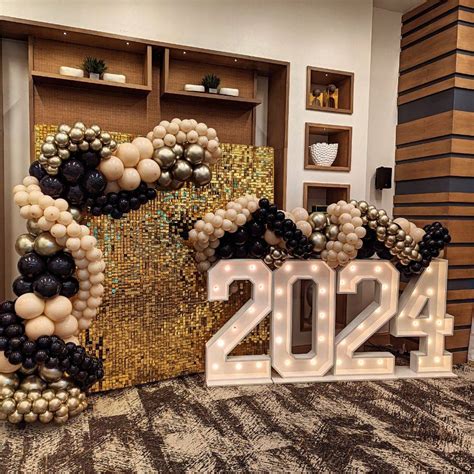 Party House 🎄ШИНЭ ЖИЛИЙН ГОЁЛЫН ХАНЫН чимэглэлийн