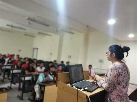 Manisha Malhotra On Linkedin Bridginggaps Freelancetrainer Bigdata