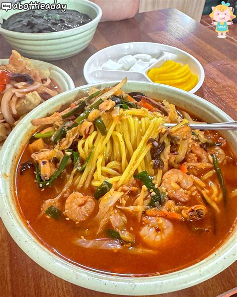 울산핫플 울산맛집울산여행울산카페 울산에 있다는 40년 노포 중국집🥢 무려 40년 전통의 짜장맛집이라고👀 쫀득한 면발에 감칠맛 넘치는 간짜장 얼얼한 매운짬뽕 조합