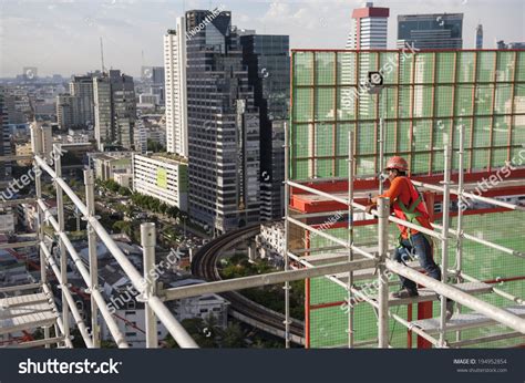 Man Labor Erection Scaffolding Stock Photo Shutterstock