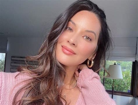 25 Celebrities With Hooded Eyes Hood Mwr