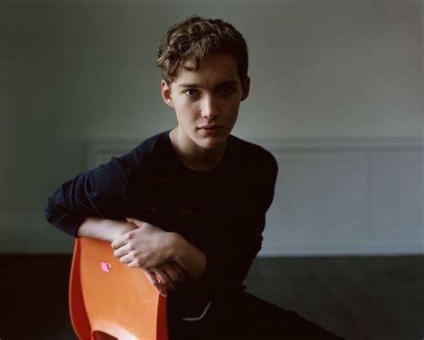 Toby Regbo Photo Of Pics Wallpaper Photo Theplace