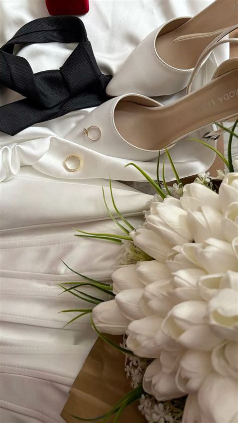 Linda Mcguire Adlı Kullanıcının Weddings In White 🤍 Panosundaki Pin Gelin Aksesuarları