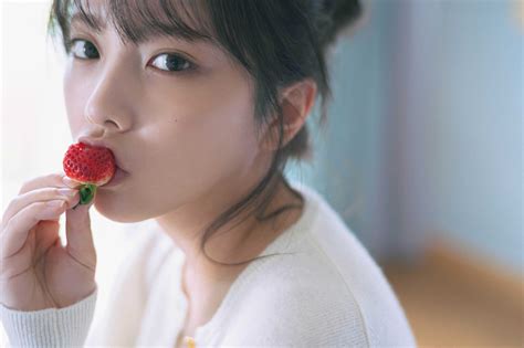 画像6 10 乃木坂46与田祐希、3rd写真集タイトルは「ヨーダ」表紙4種＆秋元康氏の帯コメントも解禁 モデルプレス