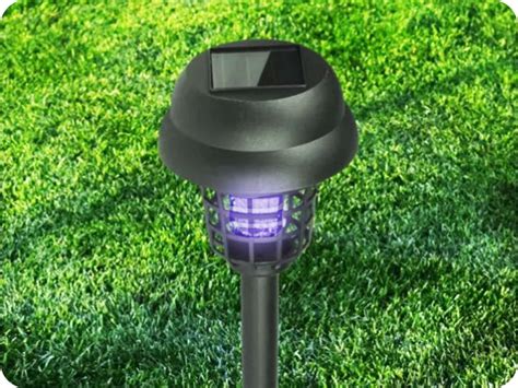 Lumio Led SolÁrnÍ LapaČ Hmyzu 2v1 [mke012] Levná Elektronika Značky Lumio