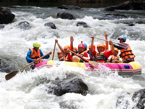 ชวนเที่ยวปราจีน สนุกสุดมันส์กับกิจกรรมล่องแก่ง ในงานเทศกาล ล่องแก่งหินเพิง ปราจีนบุรี 2561