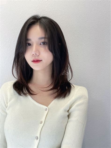 중단발 레이어드컷 헤어스타일 짧은 헤어스타일 미디움 레이어드 머리