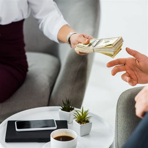 Payment Methods In Escort Services