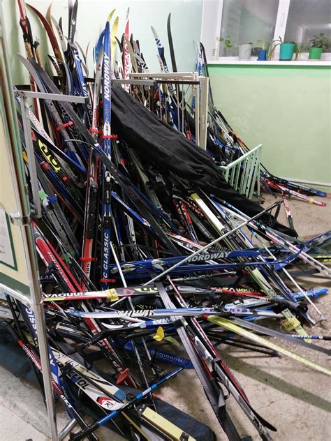А у вас как в школе лыжи хранятся? Была в шоке | ЗК - злой кировчанин ...
