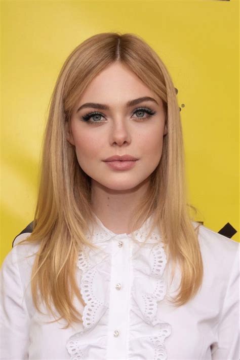 Pin By Usuario Bena On Celebritis Elle Fanning Hair Dakota Fanning Hair Pretty Makeup