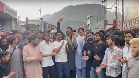 three killed in pakistan protesting rise in the prices of essential commodities peoples dispatch