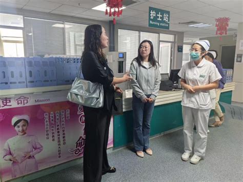 阿拉善盟行政公署 旗区新闻 【两区动态】盟卫健委到阿拉善高新区对综合医院新开办老年医学科现场审核