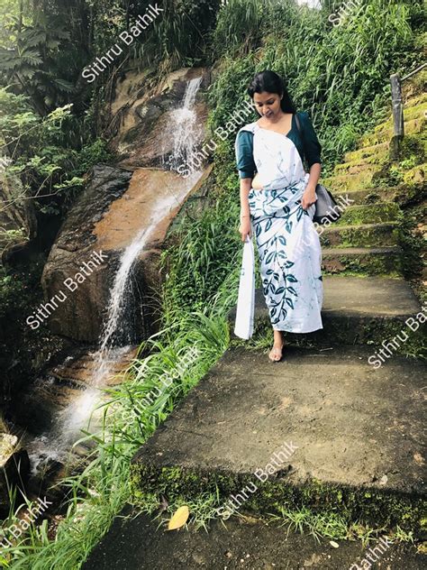 Shanuki Fashion And Bridal Ware Designer Price Rs 8500 🚛🚛delivery Available ඇනවුම් කිරිම සදහා