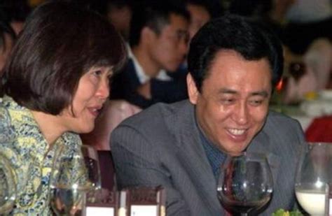 恒大丁玉梅恒大丁玉梅恒大集团丁玉梅图片大山谷图库