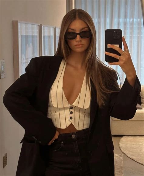 Lorena Rae 09042023 • Celebmafia