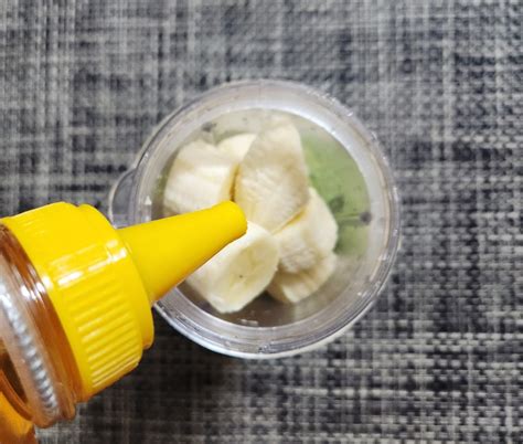 든든하게 먹기 좋은 바나나아보카도 주스 만들기