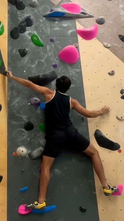 Flashed ⚡️v4 Boulder Problem 🟠 Like Comment Subscribe Bouldering Climbing Motivation Fun