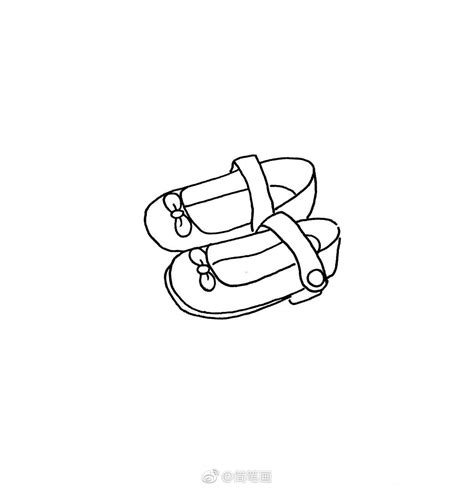 简笔画鞋子小合集，不会画鞋的马住（投稿： 画画的大牙ya