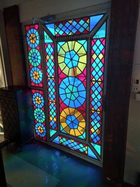 شیشه رنگی نگار جام 09132887344 تولیدکننده شیشه رنگی شهریار