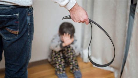 В Астане семилетняя девочка подверглась домашнему насилию