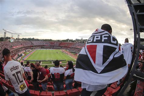 Festa Na Torcida São Paulo Contratou Jogador Que Vive Uma Das Melhores