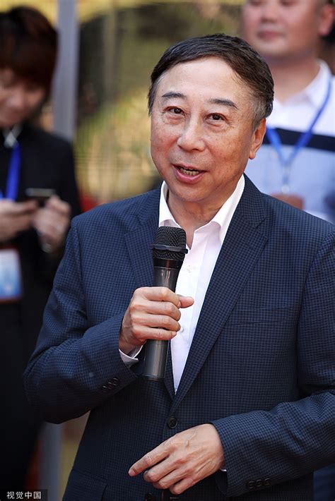知名演员冯巩当选民革第十四届中央副主席手机新浪网