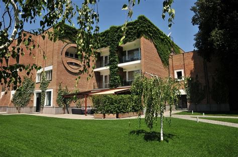 ცუდი ამბები თბილისის დინამოდან რატომ არის ფინანსური კრიზისი კლუბში რომელმაც კვარაცხელია