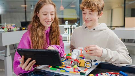 Die Programmierworkshops In Der Bmw Welt Im Überblick