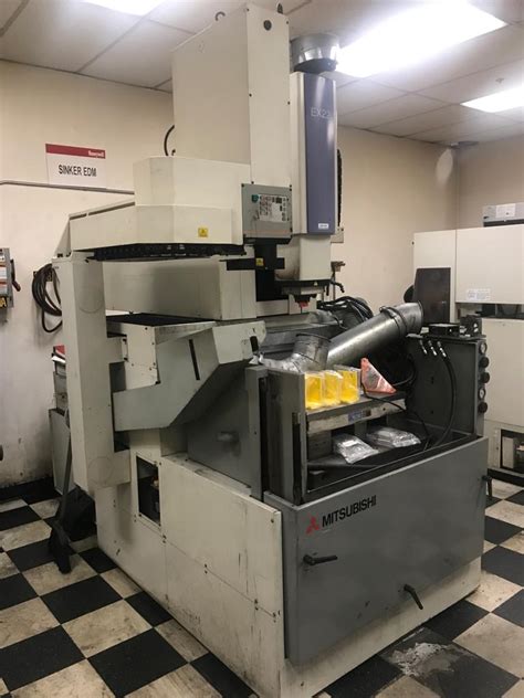 71318253 Cnc Electrical Discharge Machine Edm Mitsubishi Ex22