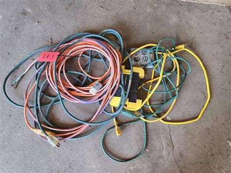 Extension Cord And Splitters Fragodt Auction And Real Estate Llc