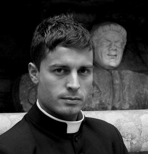 Beaux Hommes 50 Ans Catholic Priest Priest Vatican