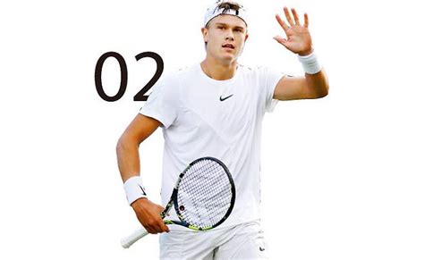 조코비치 꺾은 알카라스 구찌백을 맨 야닉 시너…테니스 신성 매력 대결