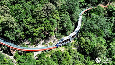 高山悬崖跨座式单轨游览车亮相江西资溪 系统 轨道 装备