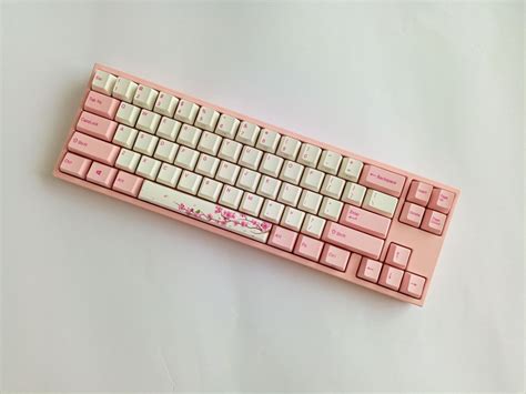 Обзор механической клавиатуры Varmilo Sakura R1 Pink (Miya68-D)