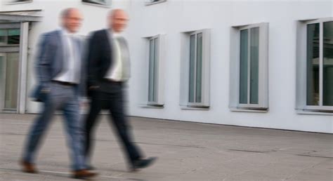 Das Management der CRS-i GmbH