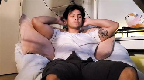 Free In Shorts Gay Porn Videos Xhamster