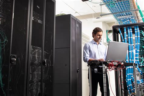 HPE Compute Ops Management HPE