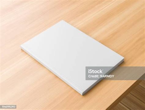 현실적인 하드 커버 책 또는 나무 테이블에 모의 카탈로그 나무 배경에 흰색 하드 커버 책 3d 그림입니다 0명에 대한 스톡 사진 및 기타 이미지 Istock