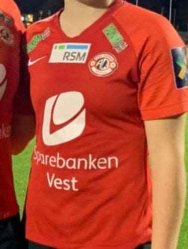 Arna Bjørnar Fotball Women 2020 Kits