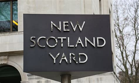 Met Police Cop Was Arrested Buying A Mcflurry For Girl He Arranged Sex