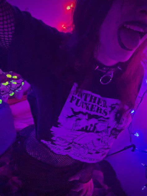 I Have A Bit Of An Oral Fixation Care To Help Scrolller