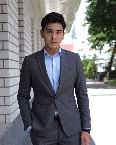 ประวัติ ไอซ์ นคินธร จากหนุ่มวิศวะ สู่ดาราหน้าใหม่ หล่อหน้าใส ขวัญใจสาว ๆ