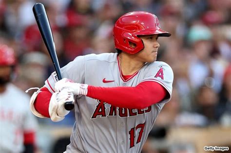 大谷翔平、トップ独走の32号2ラン 劣勢のドジャース戦で孤軍奮闘の一撃！ Baseball King