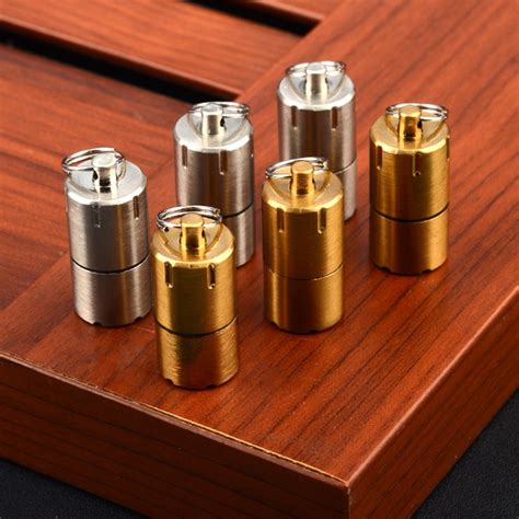 Hộp Qụet Bật Lửa Móc Khóa Xăng Mini Dolphin Hy618 Thiết Kế Đẹp Độc Lạ