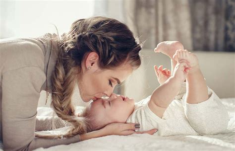 متن زیبا برای به دنیا آمدن پسرم؛ پسرم به دنیا اومدنت مبارک ستاره