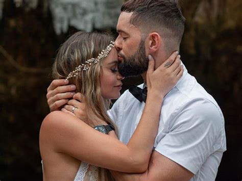 Meet Veronica Rodriguez Wwe Superstar Finn Balors Wife