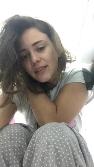 Spanish Girl Talking While Doing Something Thisvid Com En Anglais