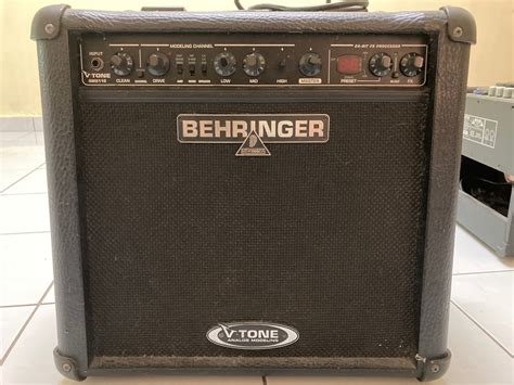 Behringer V Tone Gmx110 Analog Modeling Guitar Amp Hobbies And Toys